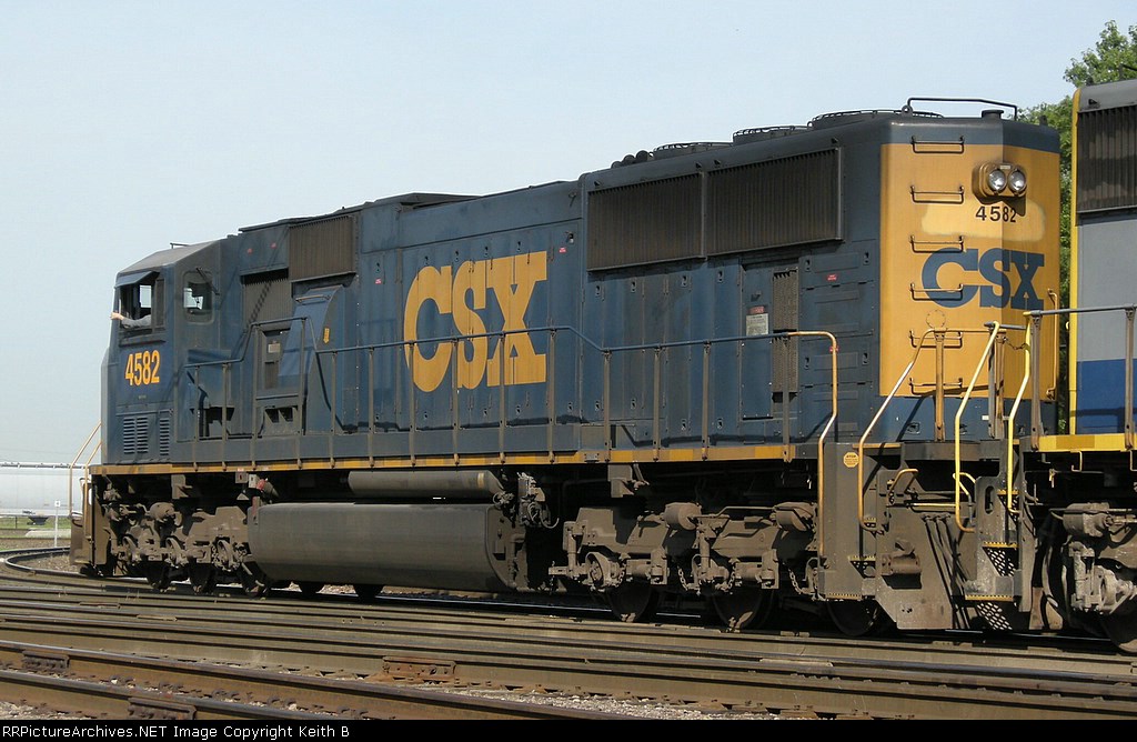 CSX 4582
